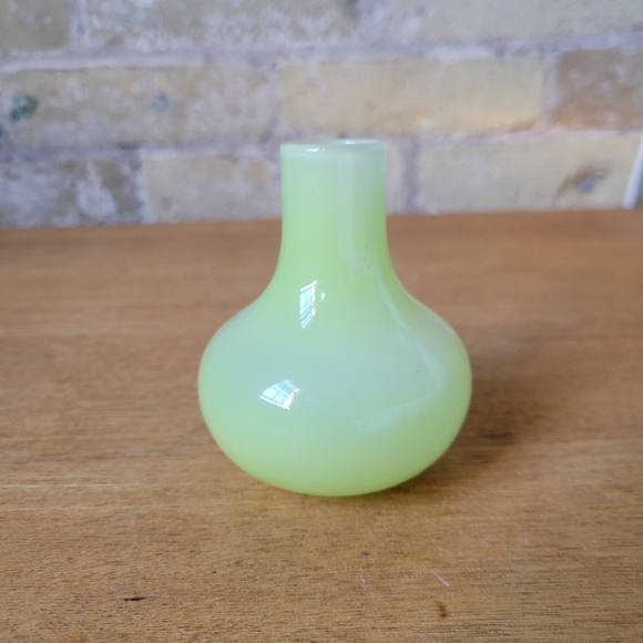 Vintage | Accents | Vintage Modern Neon Lime Green Bud Vase | Poshmark